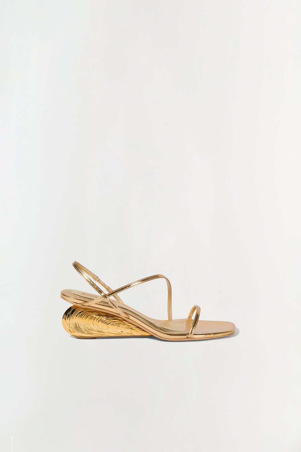 Bridget Oyster Shell Wedge Sandal - Gold | SIMKHAI