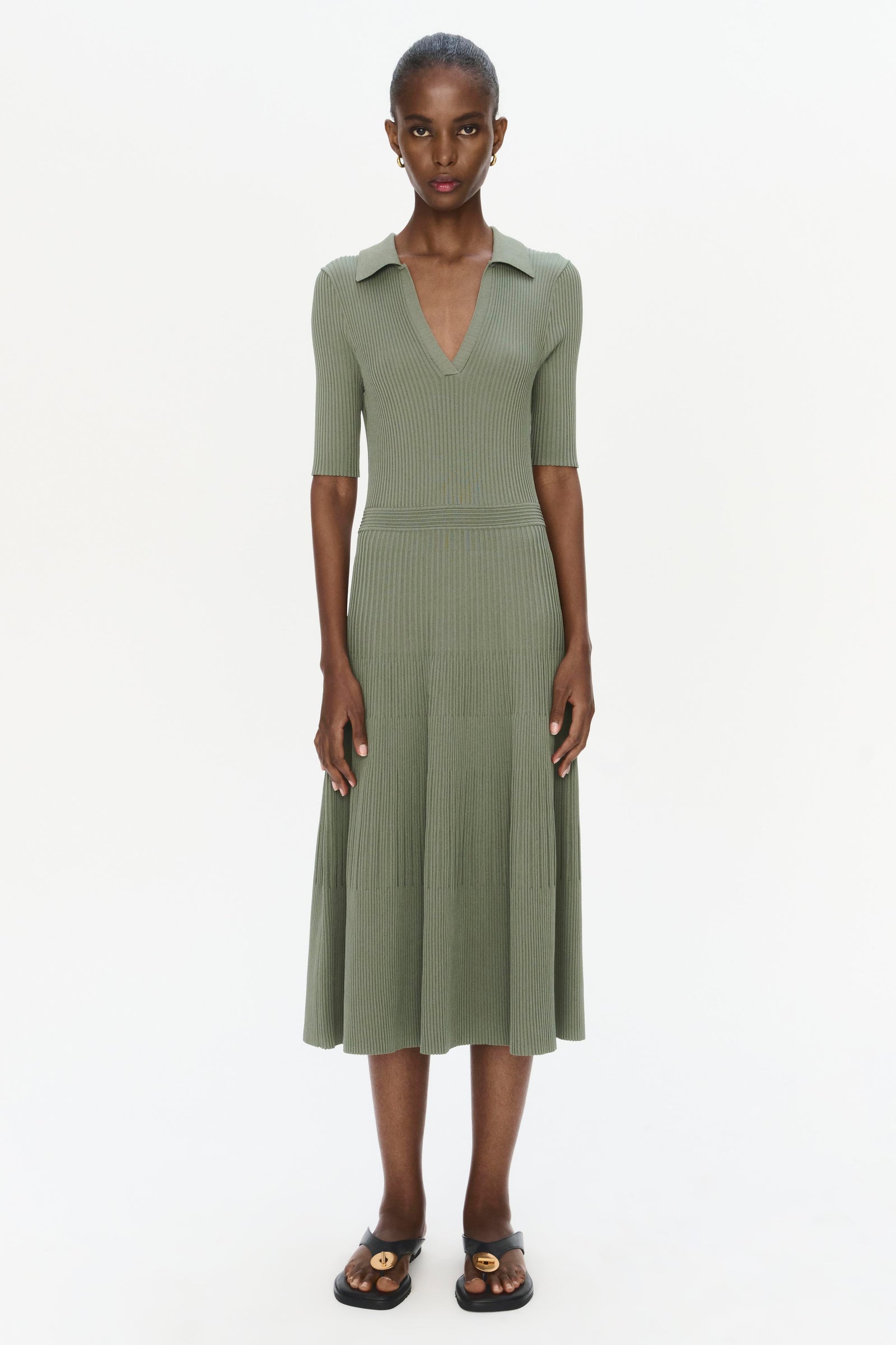 Essential Clothing - Signature Styles | SIMKHAI